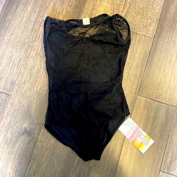 baltogs | Costumes | Nwt Kids Open Back Lace Black Leotard Size Ic ...